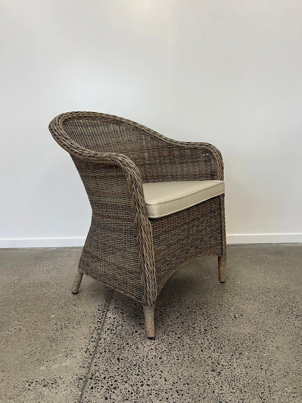 Piha Outdoor Chair - Natural Wicker/Natural Cushion – Greenslades Furniture